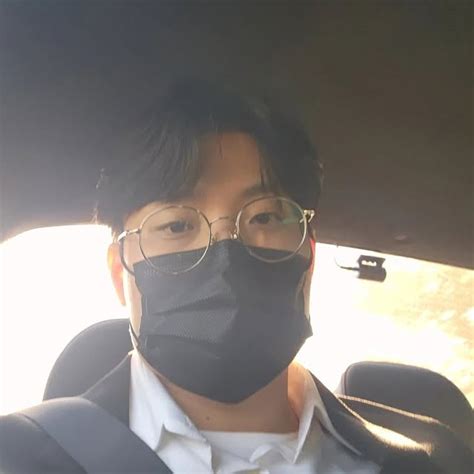 1111 Yong Threads Say More