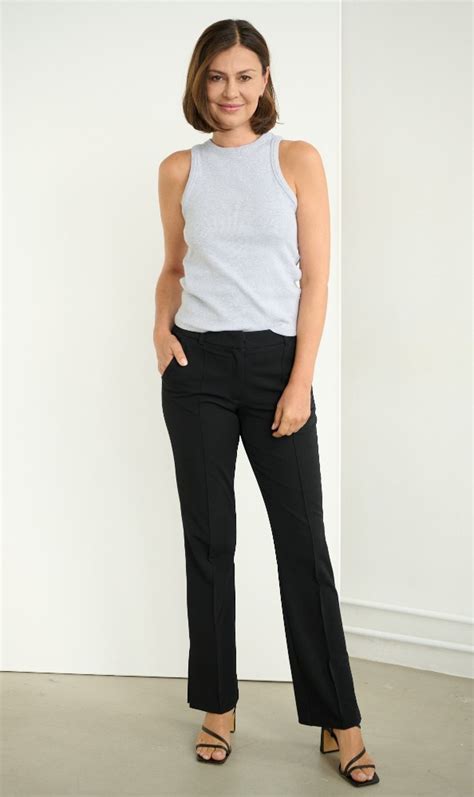 Dunja I Network Model Agency