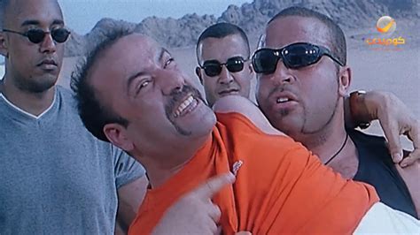 اللمبي ماقدرش يمسك نفسه لما لقاهم بيعاكسوا فيحاء مراته مشهد من فيلم اللي بالي بالك