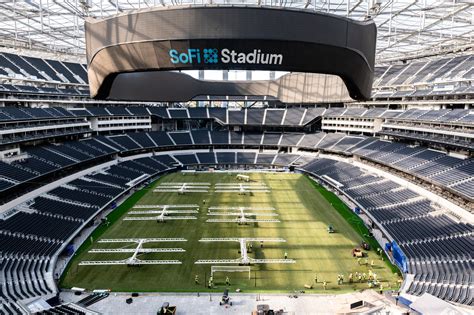 Sofi Stadiums Hybrid Soccer Pitch Exceeds Expectations Los Angeles Times