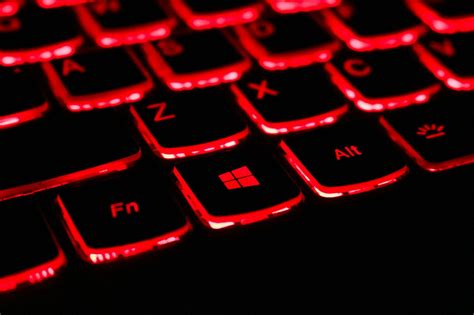 Compression Algorithms Benchmark In The Quest For Efficient Data