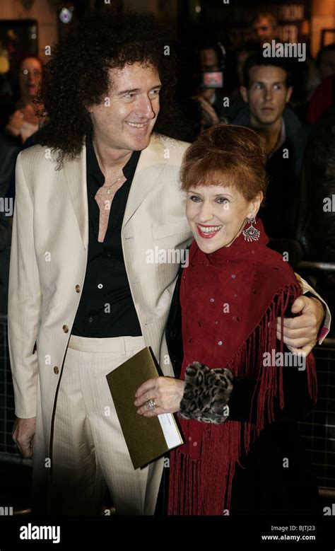 Anita Dobson Und Brian Mai Fotos Und Bildmaterial In Hoher Auflösung