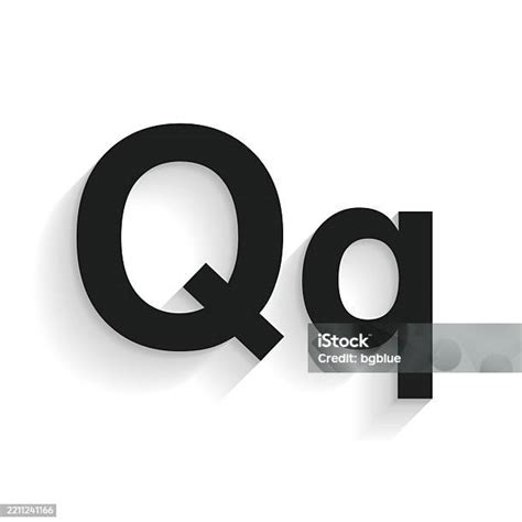 문자 Q 대문자 및 소문자입니다 흰색 배경에 긴 그림자가 있는 아이콘 3차원 형태에 대한 스톡 벡터 아트 및 기타 이미지 3