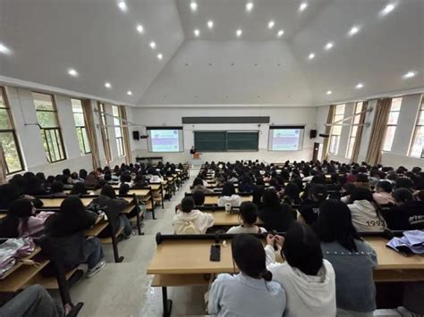 大理护理职业学院护理系组织开展2023年新生专业思想教育 护理系 大理护理职业学院