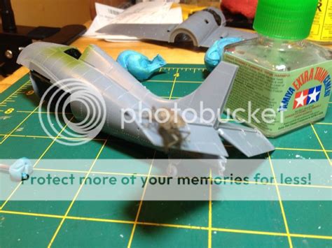 unexpected visitor at the workbench fsm ready room finescale modeler forum