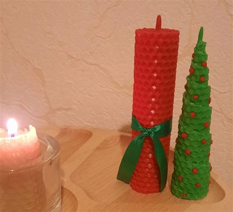 Подарунок до зимових свят свічки ручної роботи свічка ялинка 100 грн Витвори майстрів