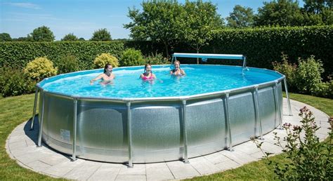 Pourquoi Choisir Une Piscine Semi Enterrée En Acier Galvanisé