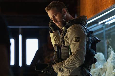 Six Underground Hatan Az Alvilágból Film 2019 Kritikák Videók Szereplők Mafab Hu