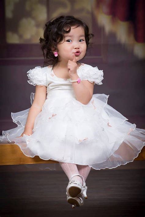 Хүүхдийн гэрэл зургийн студи