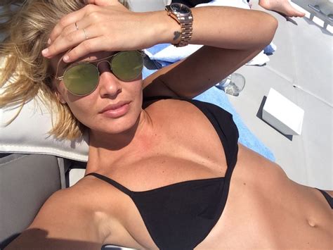 Lara Bingle Nude Photos And Videos 2026 Thefappening