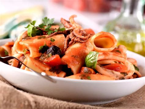 Seiche à La Tomate Au Monsieur Cuisine Savourez La Mer Méditerranée