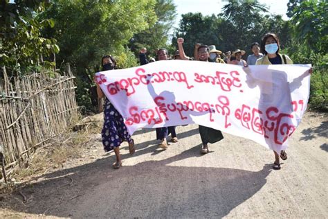စစ်အာဏာရှင် ချေမှုန်းရေး ယင်းမာပင် ဆားလင်းကြီး ရွာပေါင်းစုံသပိတ် ချီတက်ဆန္ဒပြ Khit Thit Media