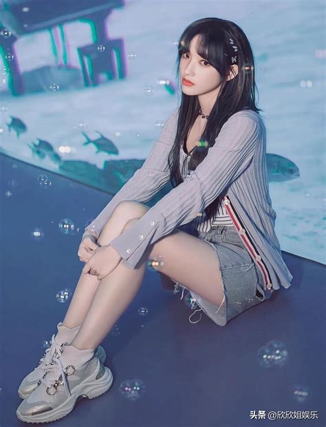 Cheng Xiao Sexy Picture Inews