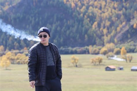 Boldbaatar Стресс тэр тусмаа кортизол бууруулхад цэнхэр тэнгэр нар салхи амьд амьтадтай