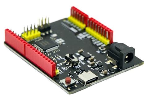La Carte Arduino UNO R4 Minima A Maintenant Un Clone Pour Moins De 600