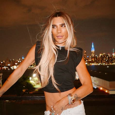 Golden Hour Chats With Chris Dylan Celebrity Hairstylist Sontse