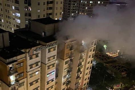 Nam Thanh Ni N C I Nhau V I B N G I G Y Ra V H A Ho N T I T Ng Chung C B O H N I M I