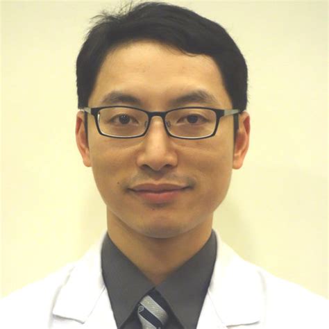 yi cheng wu medical doctor department of sports medicine research