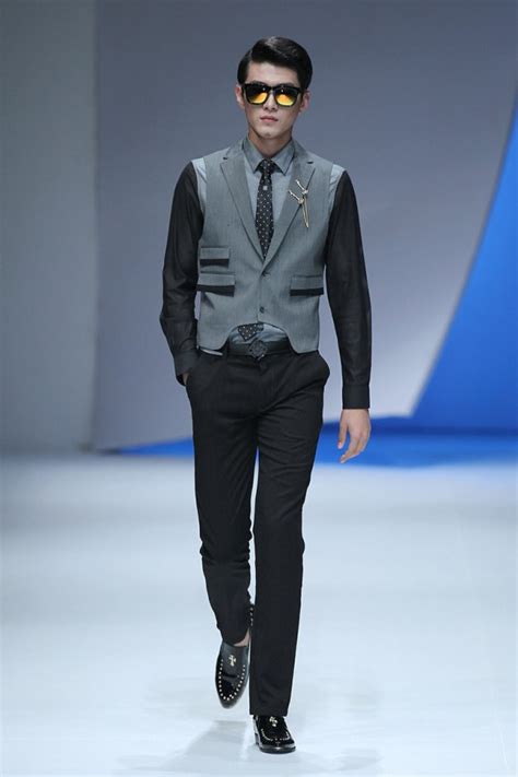 Liu Yong Springsummer 2015 Fucking Young