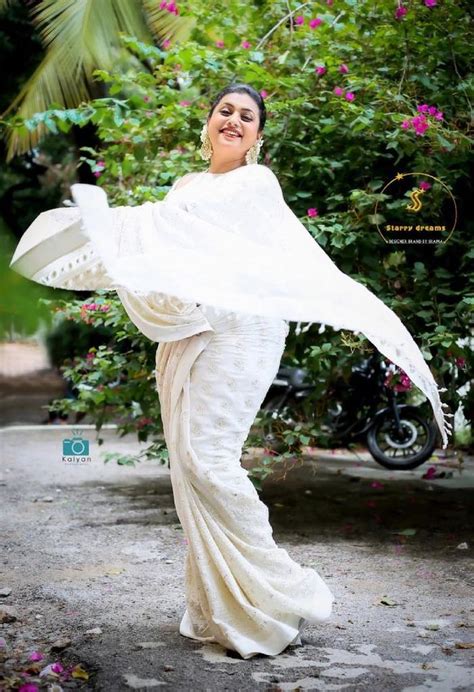 Roja Selvamani Dresses Up In A White Saree Blouse For Jabardasth
