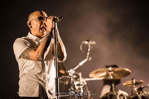 Chester With His Father Lee Russell Bennington Pic Was Taken Sometime Around 2000 Rlinkinpark