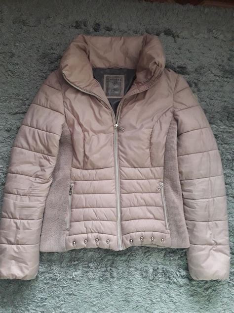 Guess куртка — ціна 500 грн у каталозі Куртки Купити жіночі речі за доступною ціною на Шафі