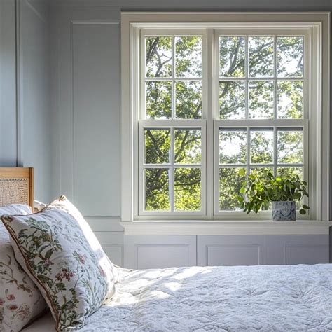 Simple Bedroom Window Design