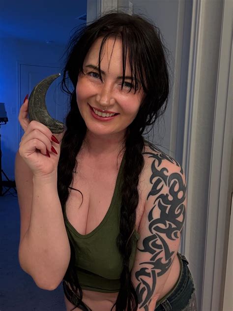 Reysuka Reysuka Added A New Photo