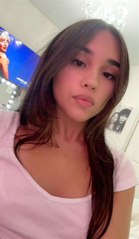 Madi Filipowicz Charli Damelio Aesthetic Good Looking Women Selfie