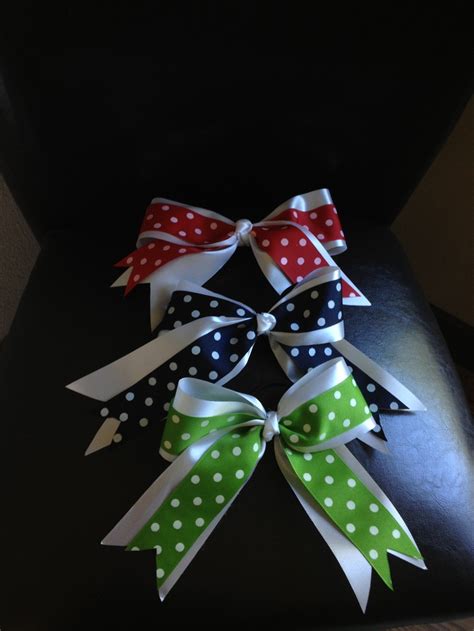 How To Make Cheer Bows Would Have Been So Helpful In Highbabe Diy Arts And Crafts Home