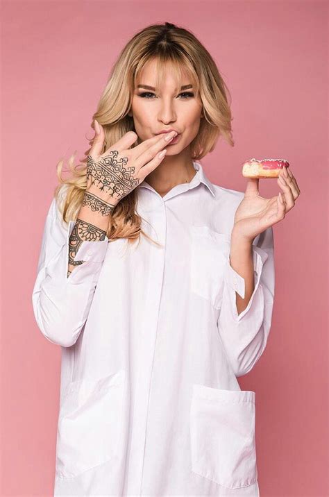 Picture Of Julia Geltsman