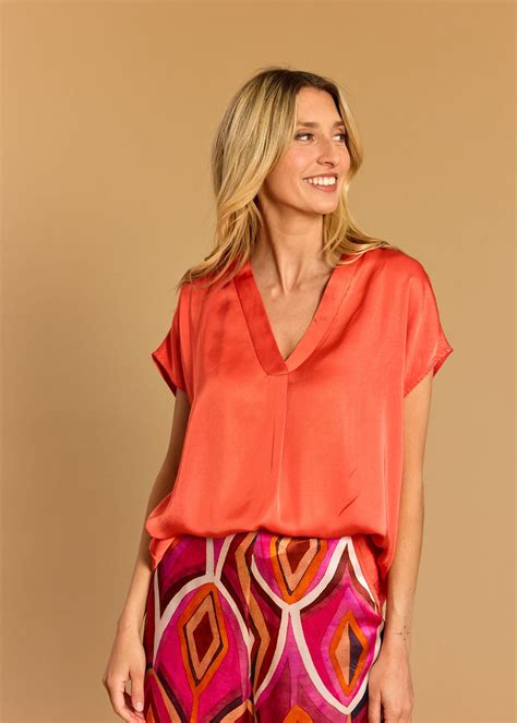 Ticky Coral Oversized Plain Top Lauren Vidal