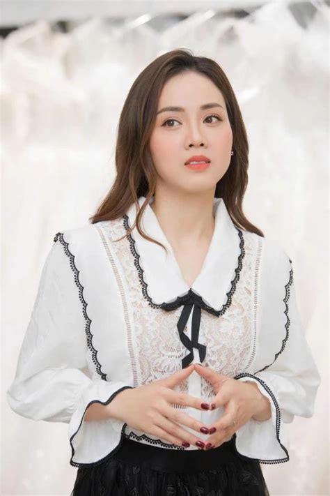 Vợ NSND Công Lý hi sinh gì khi lấy nam nghệ sĩ