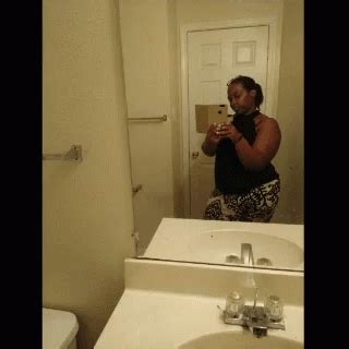 Mirror Picture Selfie  Mirror Picture Selfie Discover And Share S