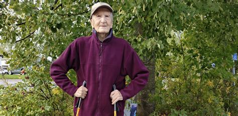 Sota Väisti Jouko Tuomisen 98 Täpärästi Syksyllä 1944 Oli