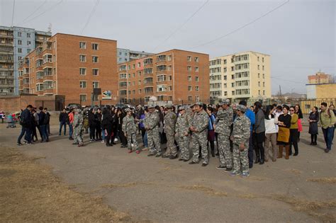 Одон орон геофизикийн хүрээлэнгээс Улаанбаатарын Их Сургууль дээр газар хөдлөлтийн талаарх