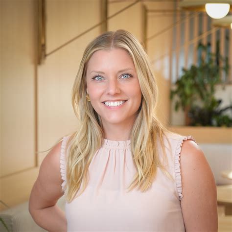 Home Jamie Gardner