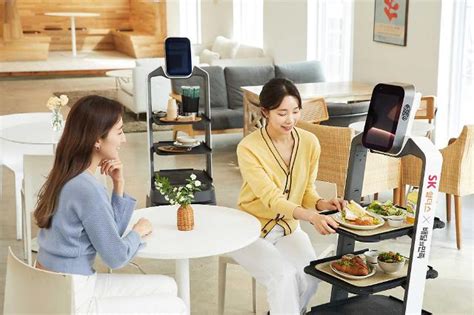 배달의민족 새 서빙로봇 달린다 접객·자율주행 성능 향상 아주경제