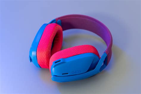 В лёгкой гарнитуре не устают уши. Обзор Logitech G435