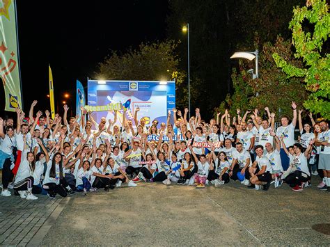 Η Lidl Ελλάς Μεγάλος Χορηγός της σπουδαιότερης νυχτερινής δρομικής γιορτής της χώρας ΦΩΤΟ