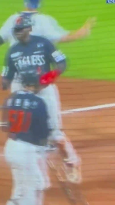 심판과 친구먹은 플로리얼 Youtube