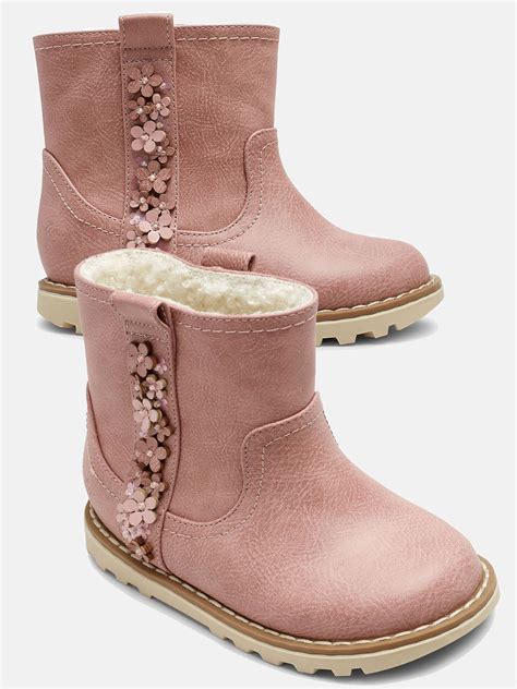 Assorted Younger Girls Wellies And Boots Shoe Size 3 To 13