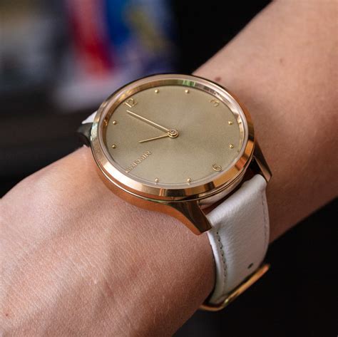 Garmin Vivomove Luxe Analog Digital Dial Smartwatch Review Ablogtowatch