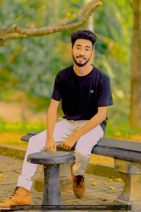 Theekshana Gimhan Theekgimhan • Instagram Photos And Videos