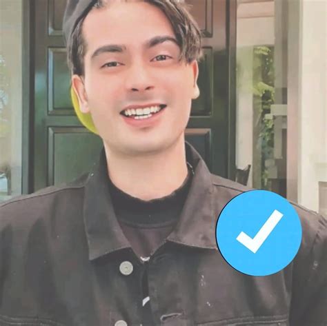 Azhan Yang Selalu Senang Di Suapi Ayah Akash Fyp Aasibali