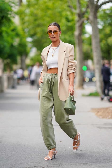 12 Colors That Go With Tan According To Experts