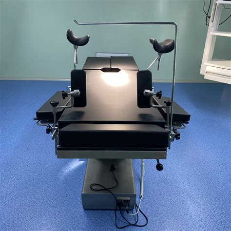 Лікарняна хірургія Електричний операційний стіл для хірургічних операцій