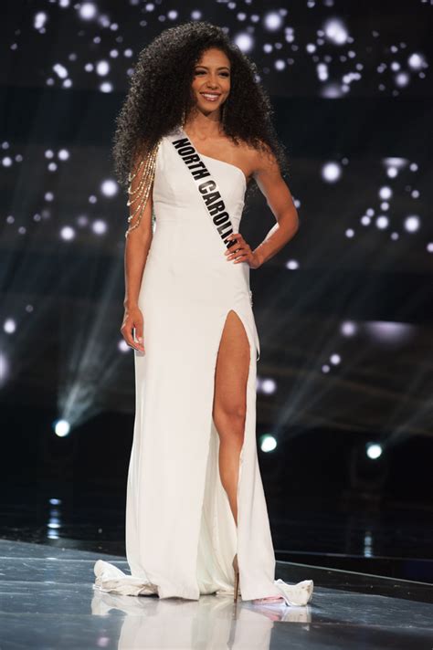 Miss Usa Dresses 2019 See Contestants In Evening Gowns Hollywood Life