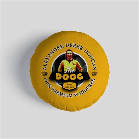 Wolverhampton Derek Dougan Football Legends Circle Cushion 14