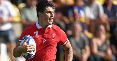 Galles Géorgie Rees Zammit Voit Triple Lessai Magique De